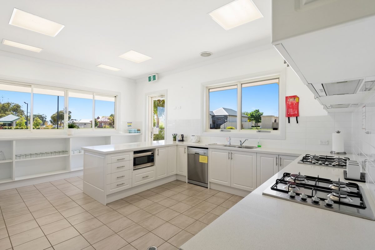 Kingsgate Photo Gallery - Kingsgate Village